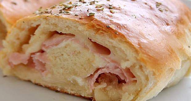 Café da manhã: Pão Recheado Salgado